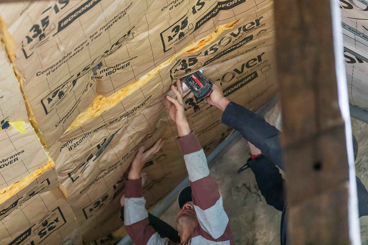 Isolation d'une maison par l'intérieur : guide complet | Hellio